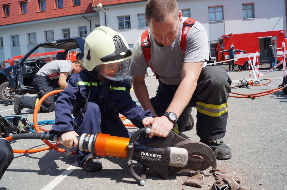 První květnový den se veřejnosti otevřou stanice HZS Královéhradeckého ...