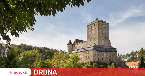 Tři hrady a zámky v hradeckém kraji obdržely křišťálový špendlík ...