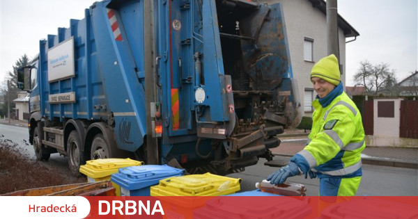 V sadech, u dětských hřišť i muzea se v Hradci objeví nové barevné koše na tříděný odpad
