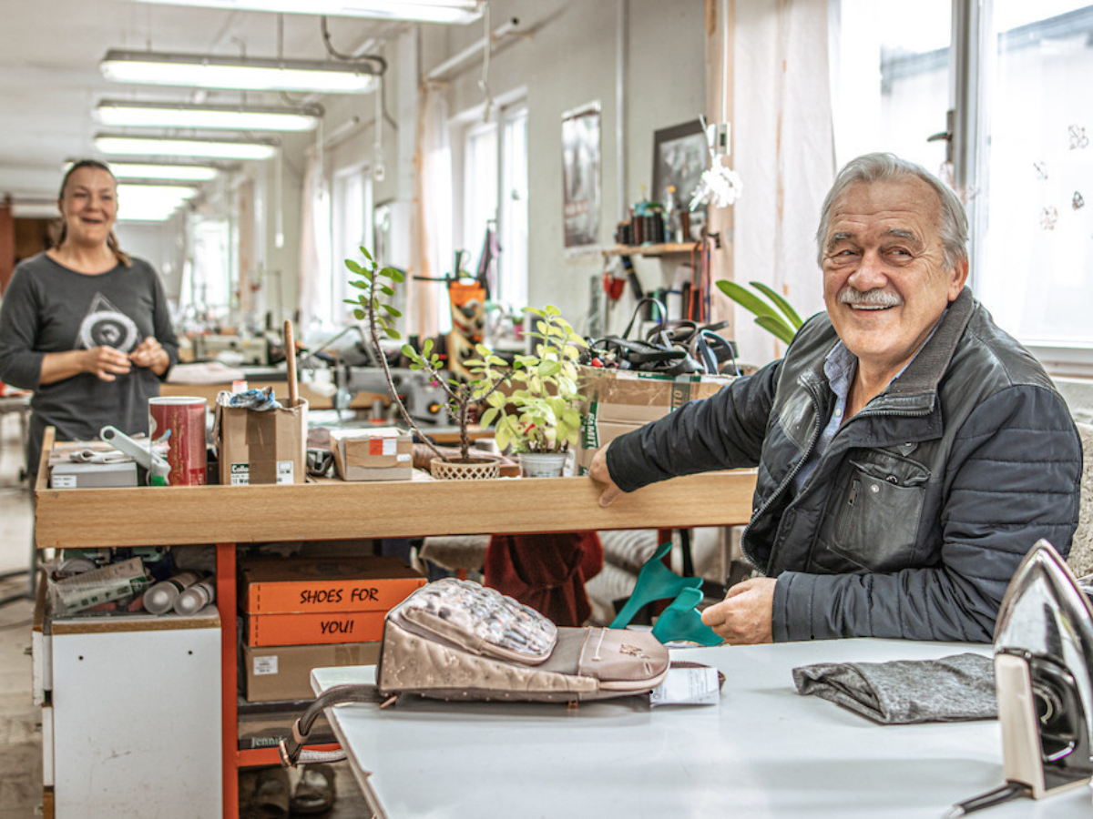 Podnikatel Zdeněk Rinth a Natland prodávají kožešnickou Karu Trutnov