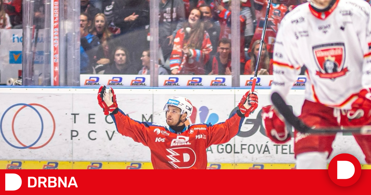 Hradec Králové si v prvním zápase extraligy neškrtl. Pardubicím podlehl 7:1