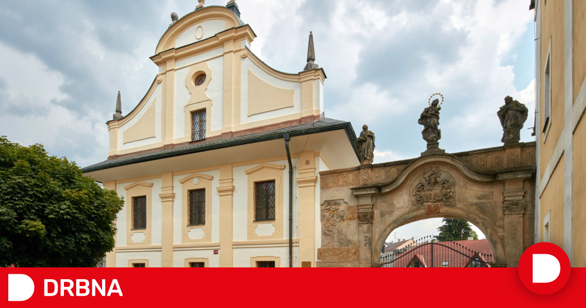 Výstava Návrat domů Noaha Breuera oživuje příběh královédvorské ...