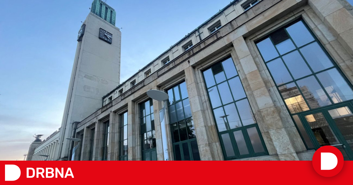 Přestavba hradeckého nádraží nabere grády, od čtvrtka budou první výluky